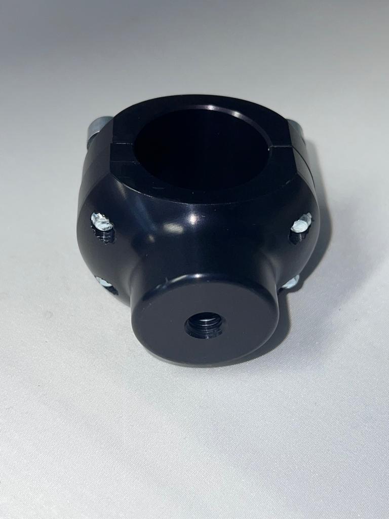 Chassis Clamp for 28mm Chassis - Black | Italian Motors USA LLC